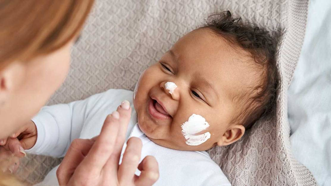 Babypflege leicht gemacht: Diese Hebammentipps musst du kennen!